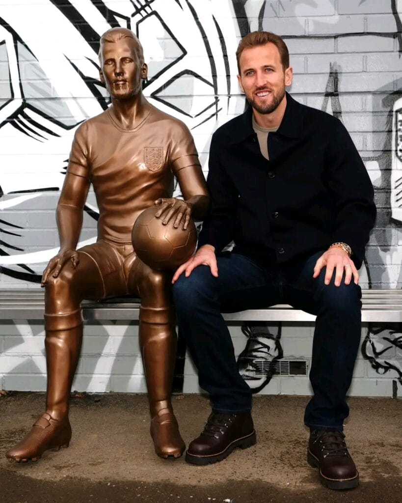 Harry Kane Unveiled in Life-Sized Statue at The Peter May Centre - Bet ...